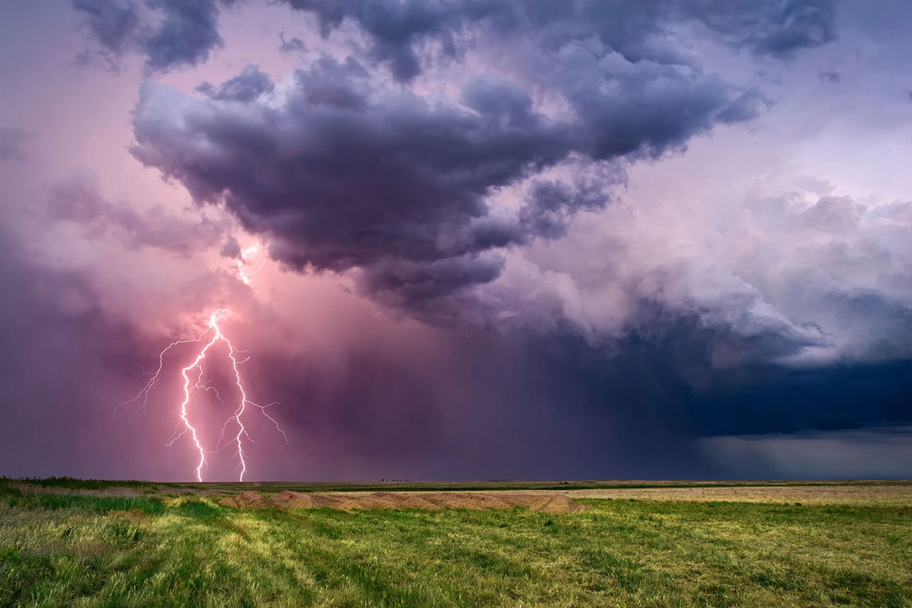 Real-time Lightning Detection & Alerting Systems | OmniWarn