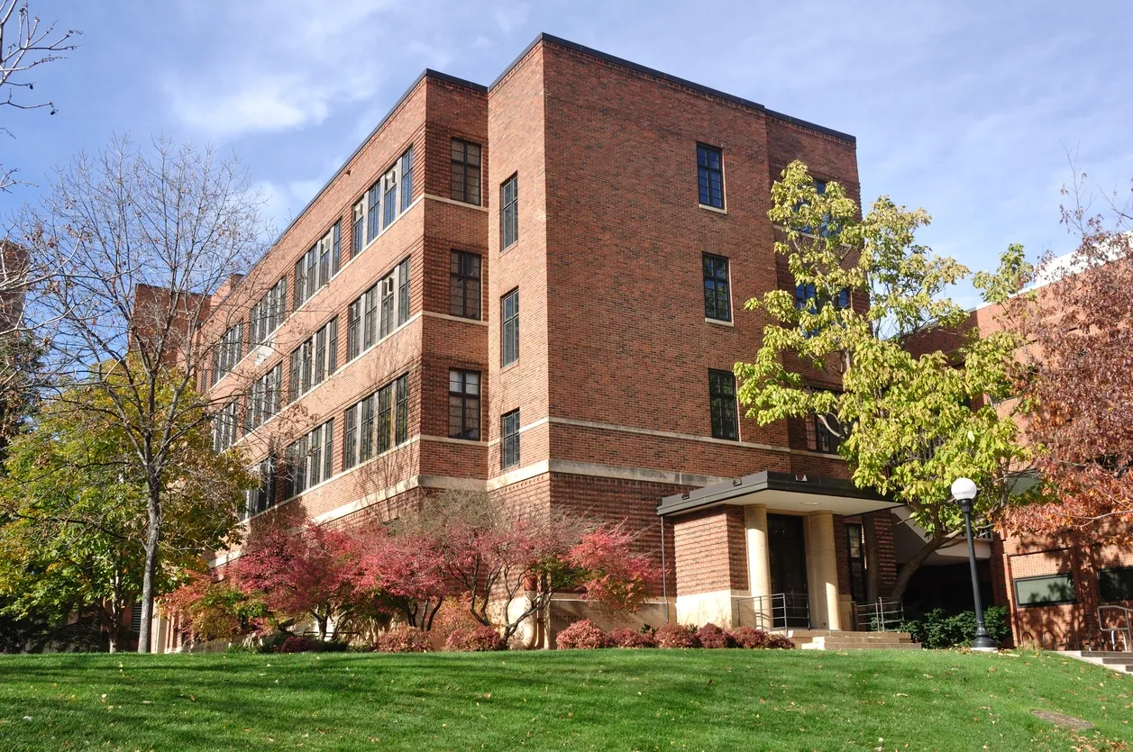 Emergency Alert Systems for College Campuses | OmniWarn